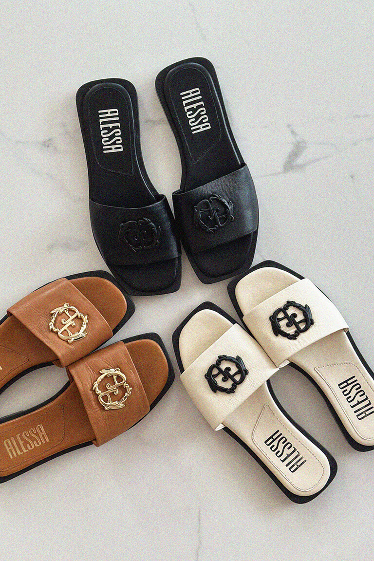 Rococo Logo Чехли - All Black — Alessa