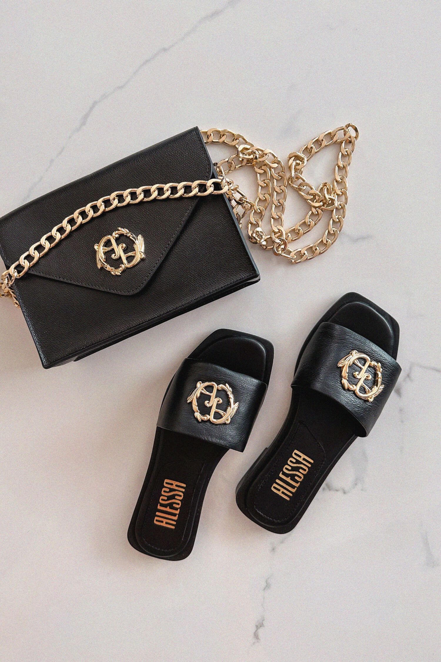 Rococo Logo Чанта - Black/Gold — Alessa